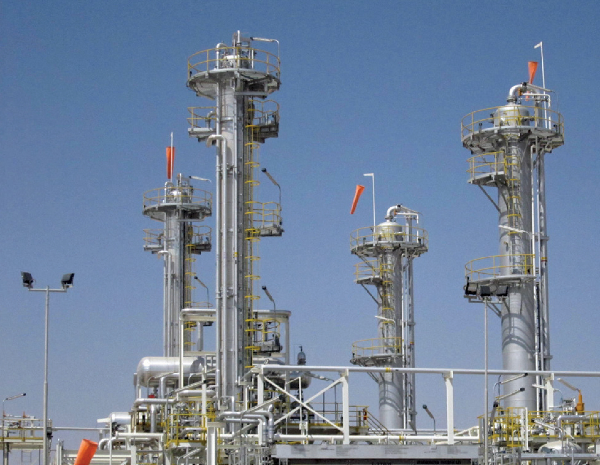 195 MMSCFD AMINE SWEETENING PLANT MEETS DEP SPECIFICATION COMPLIANCE ...